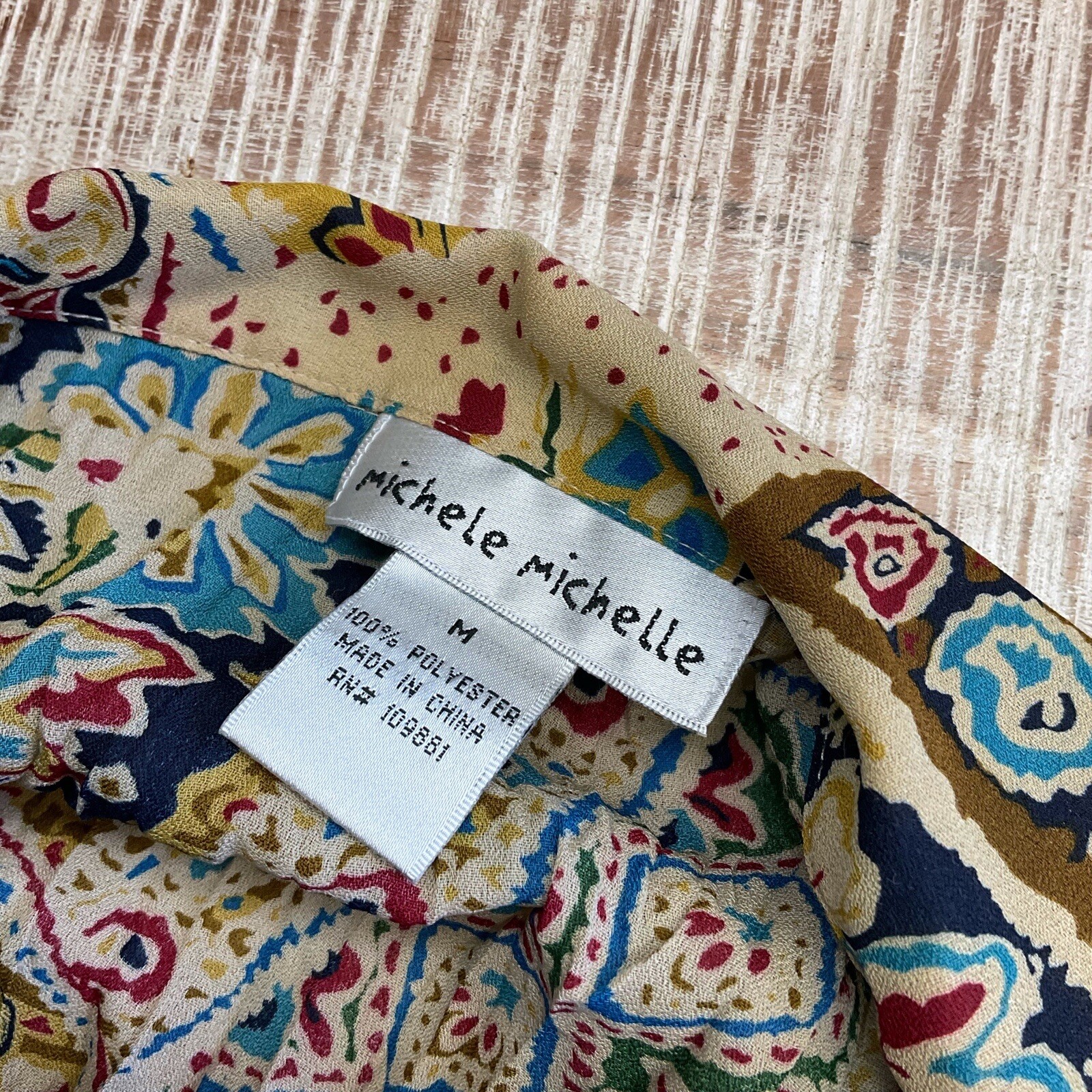 Michele Michelle Vintage Beige Multi Floral Button Do… - Gem