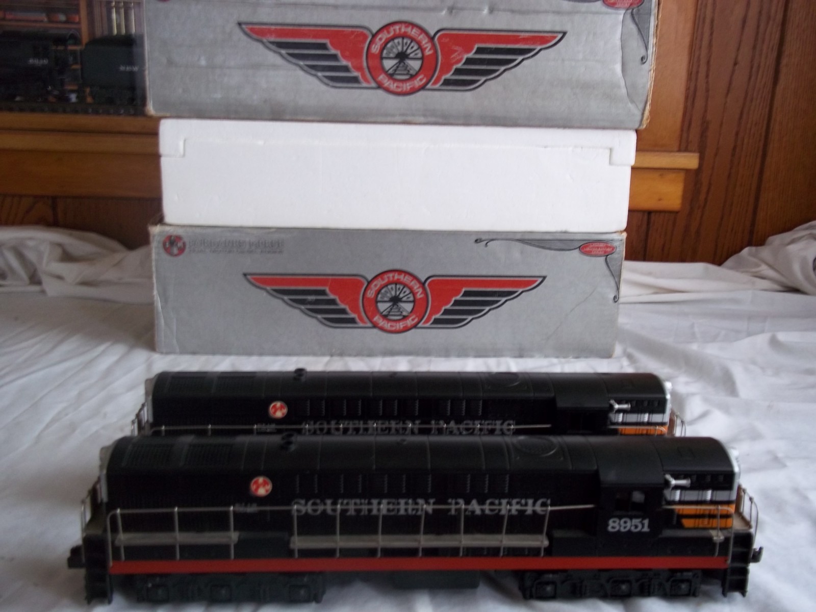 Lionel 8951 O Gauge Southern Pacific FM Trainmaster Diesel Locomotive ...