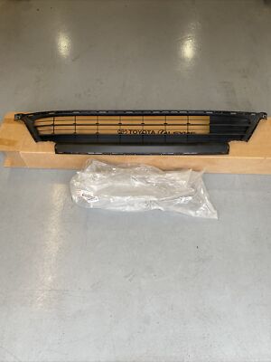 2015-2018 TOYOTA RAV4 LOWER GRILLE GRILL 53113-0R060 OEM NEW | eBay