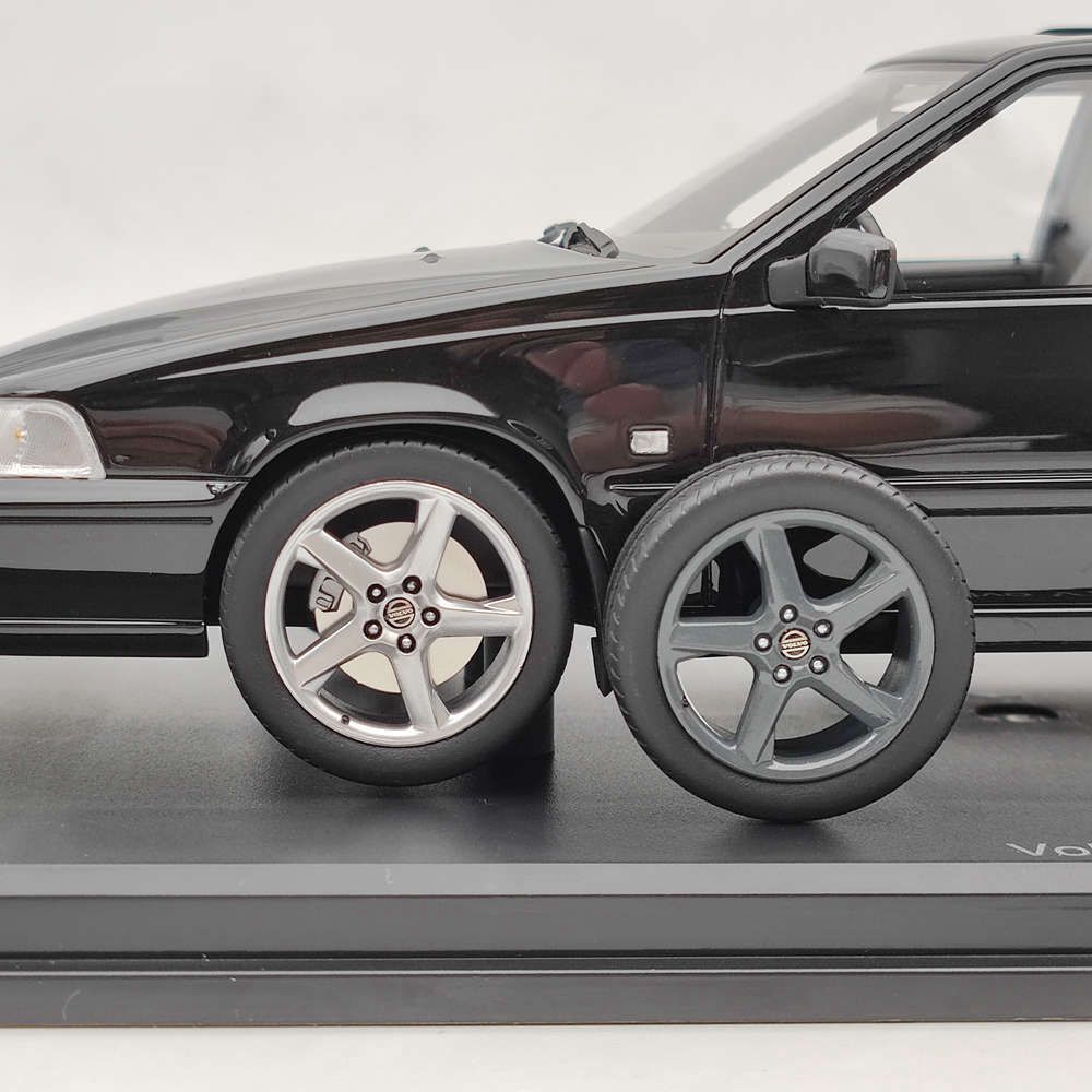 1/18 DNA Collectibles VOLVO V70 R P80 1998 Black DNA000232 Model Car ...