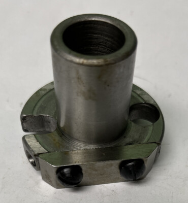 Sewing Machines - Singer 300W