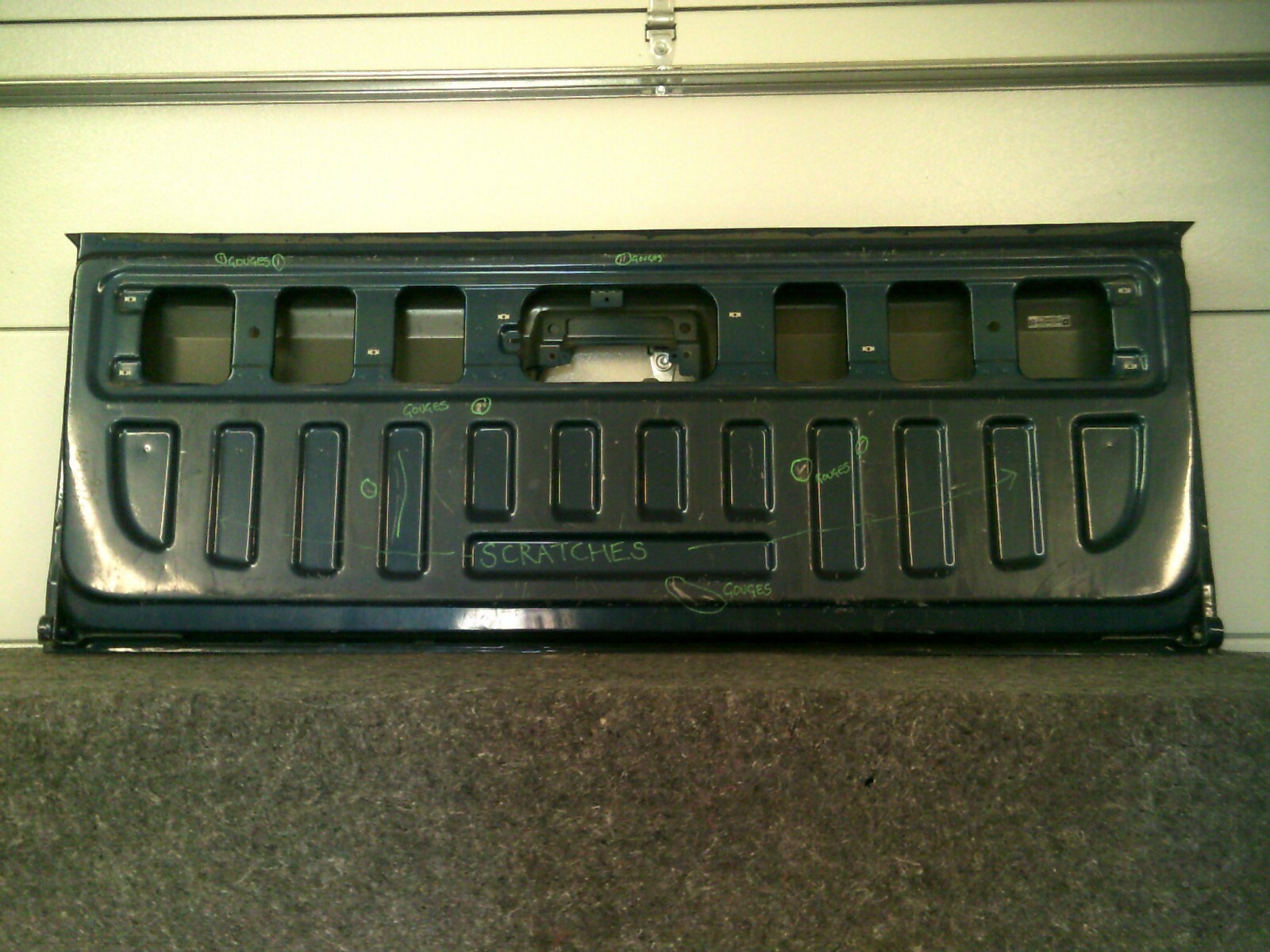 2016-2019 Chevrolet Silverado T500 Tailgate | 23418939 | Genuine OEM ...