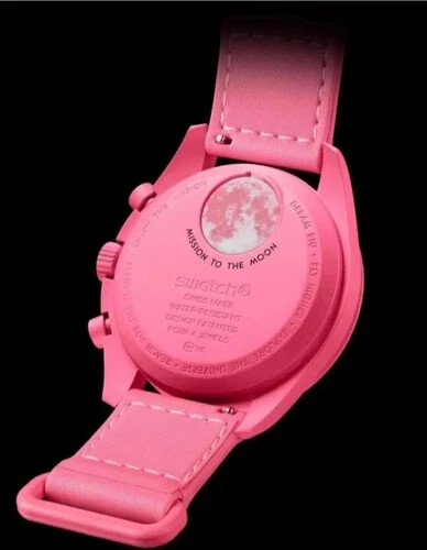 Swatch x Omega Mission to the Moonphase Full Moon Snoopy MoonSwatch ...