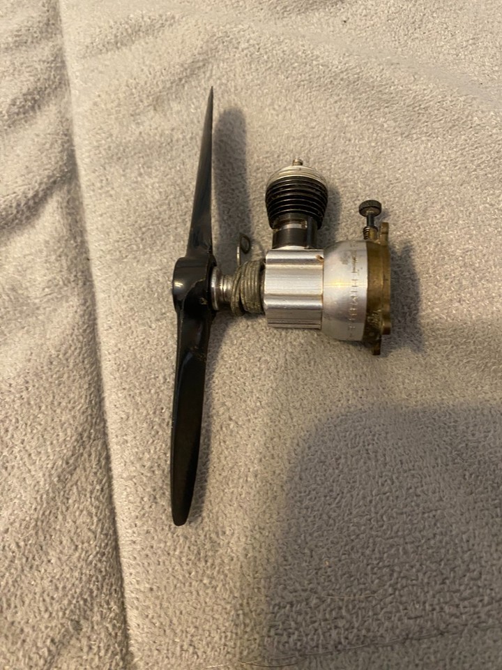 EX VINTAGE COX SILVER PEE WEE 020 .020 GLOW MODEL AIRPLANE ENGINE ...