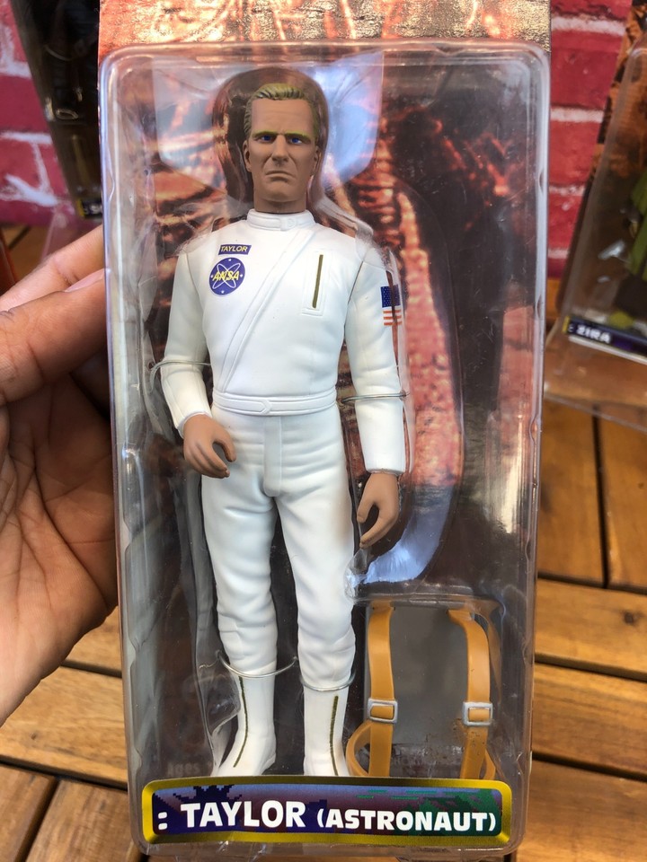 Lot 4 Mego PLANET OF THE APES 8" Action Figure DR. ZAIUS SOLDIER APE ...