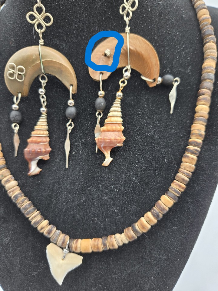 Brown Wood Seed Beads 9" Necklace & Sea Shell Black Bead Pierced ...