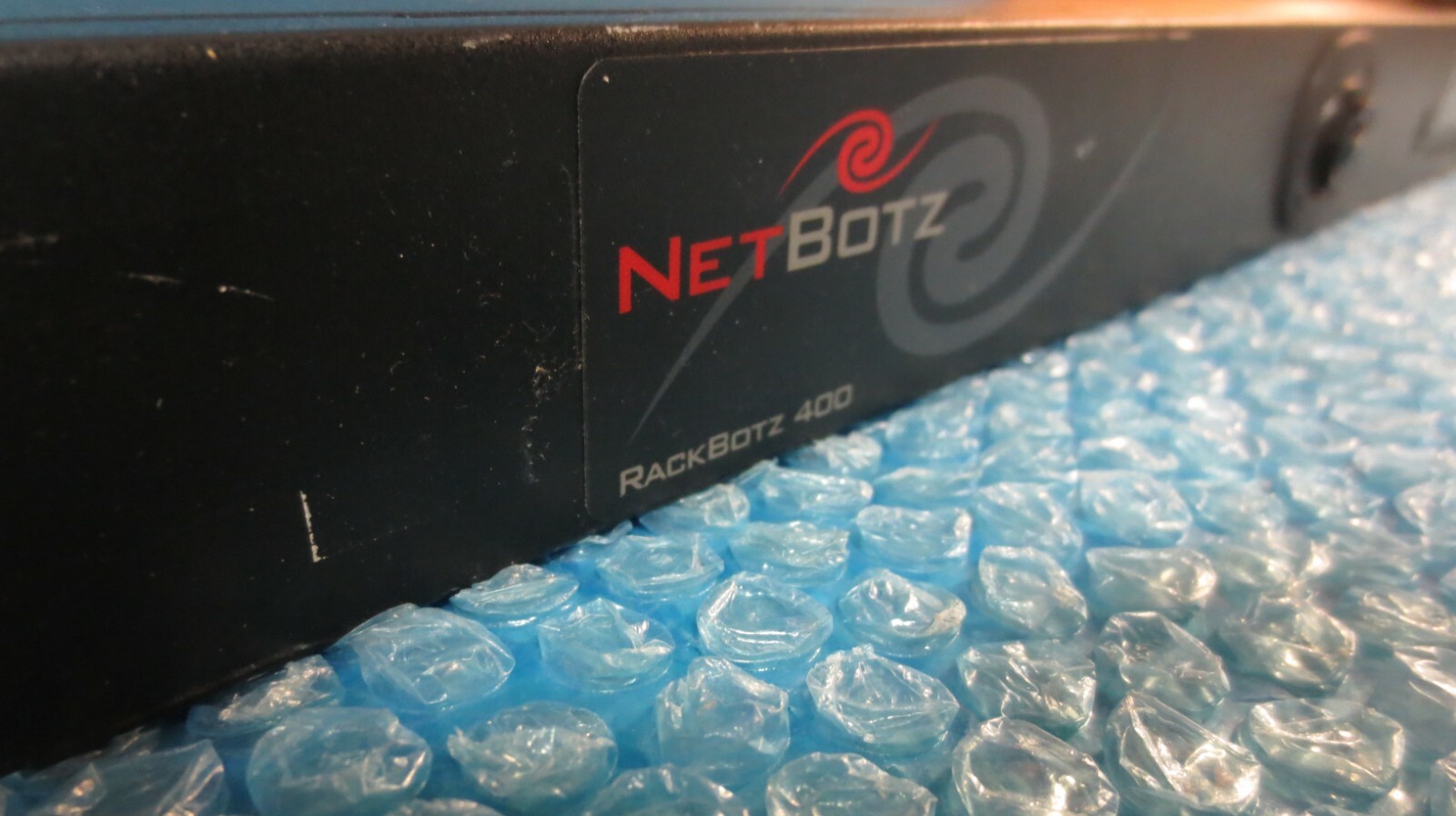 NetBotz RackBotz 400 Environment Monitoring Device With Camera | eBay