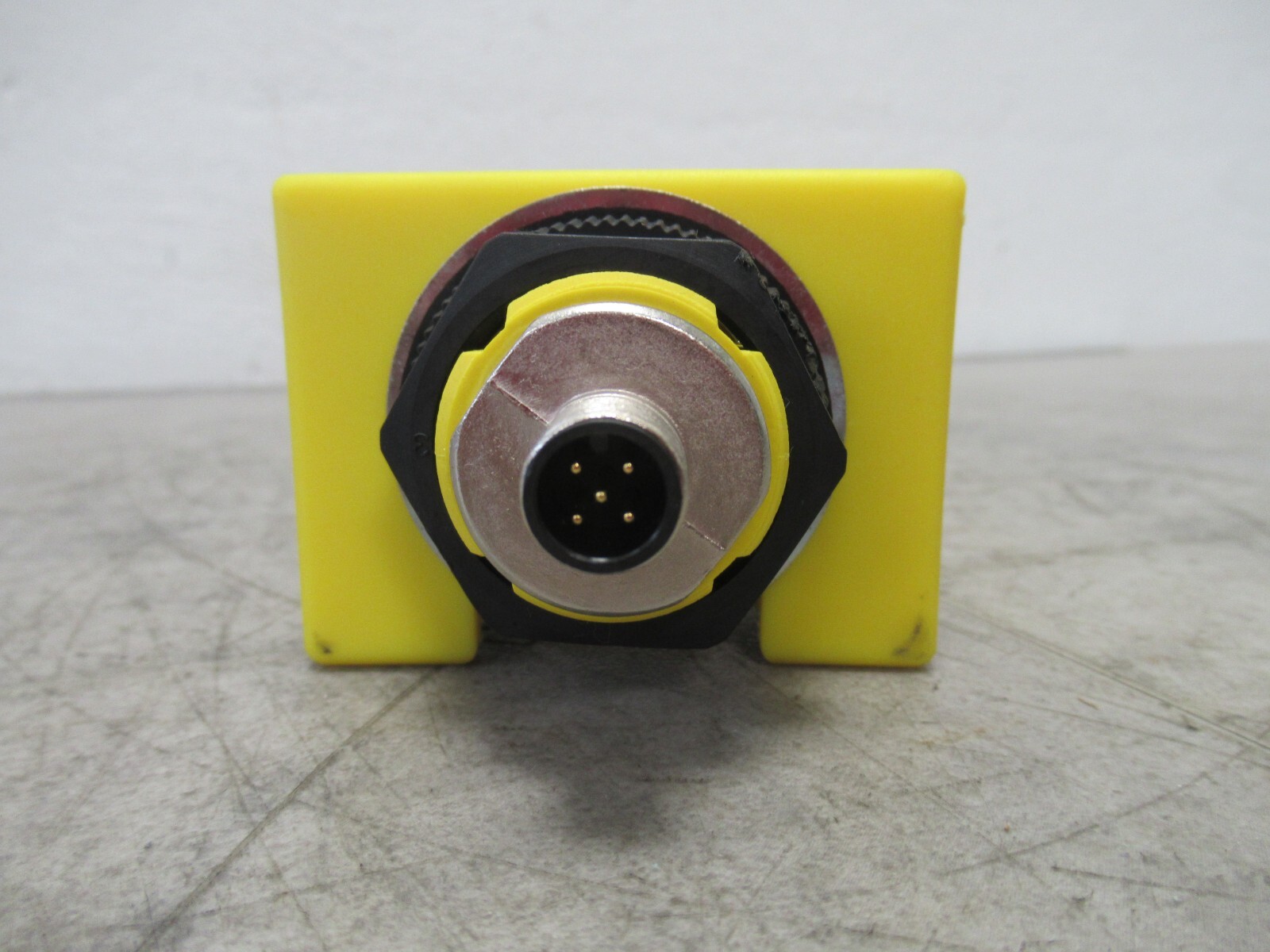 Banner STBVR81Q6 Safety Relais Contact Switch 20.30V 2Kanal | eBay UK