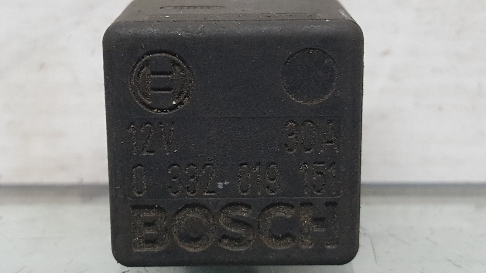 MERCEDES BENZ BOSCH FUEL PUMP RELAY 0332019151 | eBay