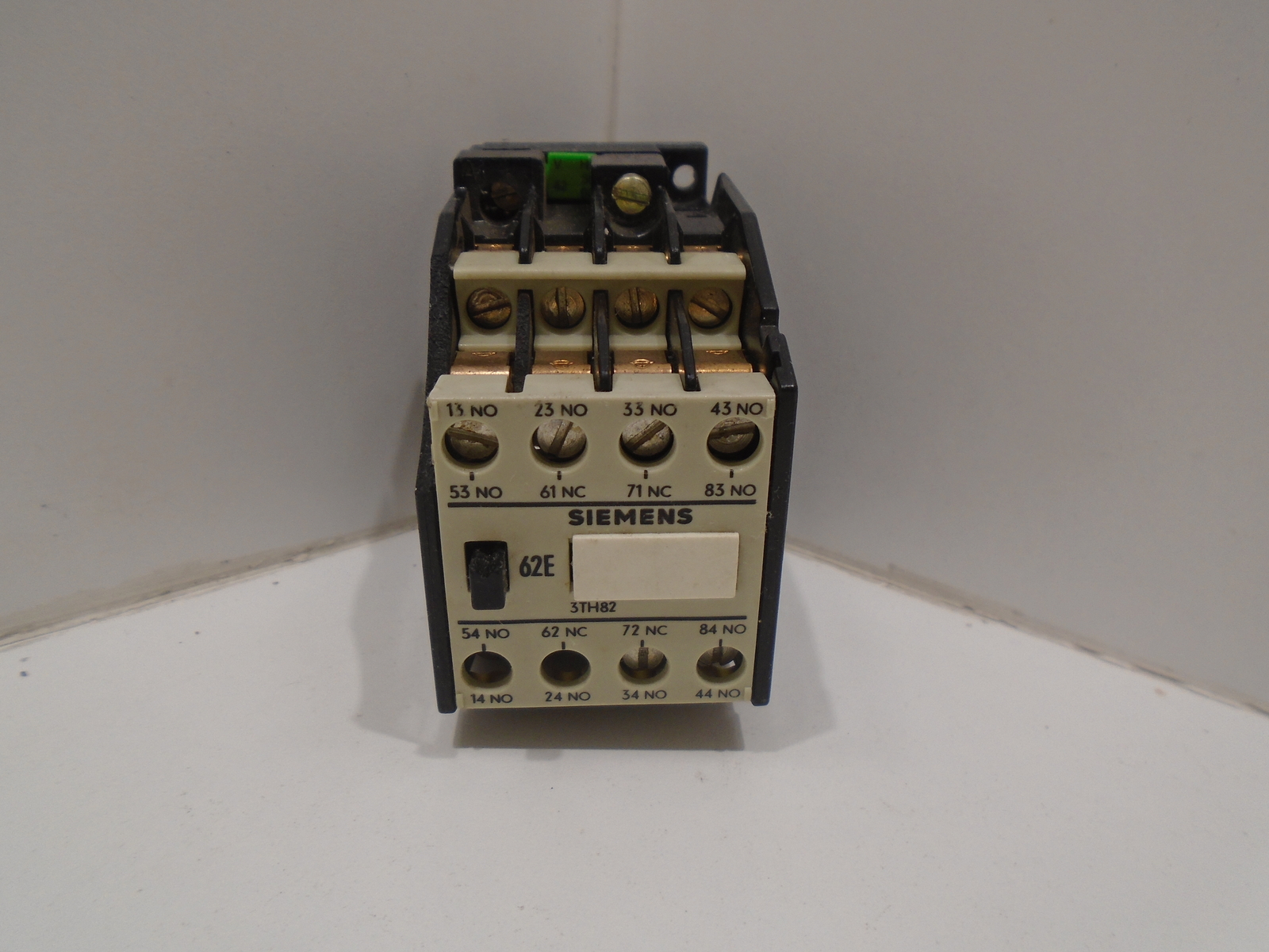 SIEMENS 62E 3TH8262-0A CONTROL RELAY 10 AMP 4 POLE 600 V 6 NO/2NC | eBay