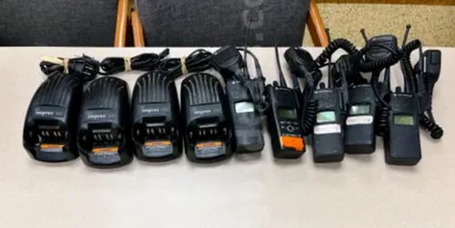 lot of 4 Motorola XTS 1500 1 XTS 2500 Police Portable Radio with ...