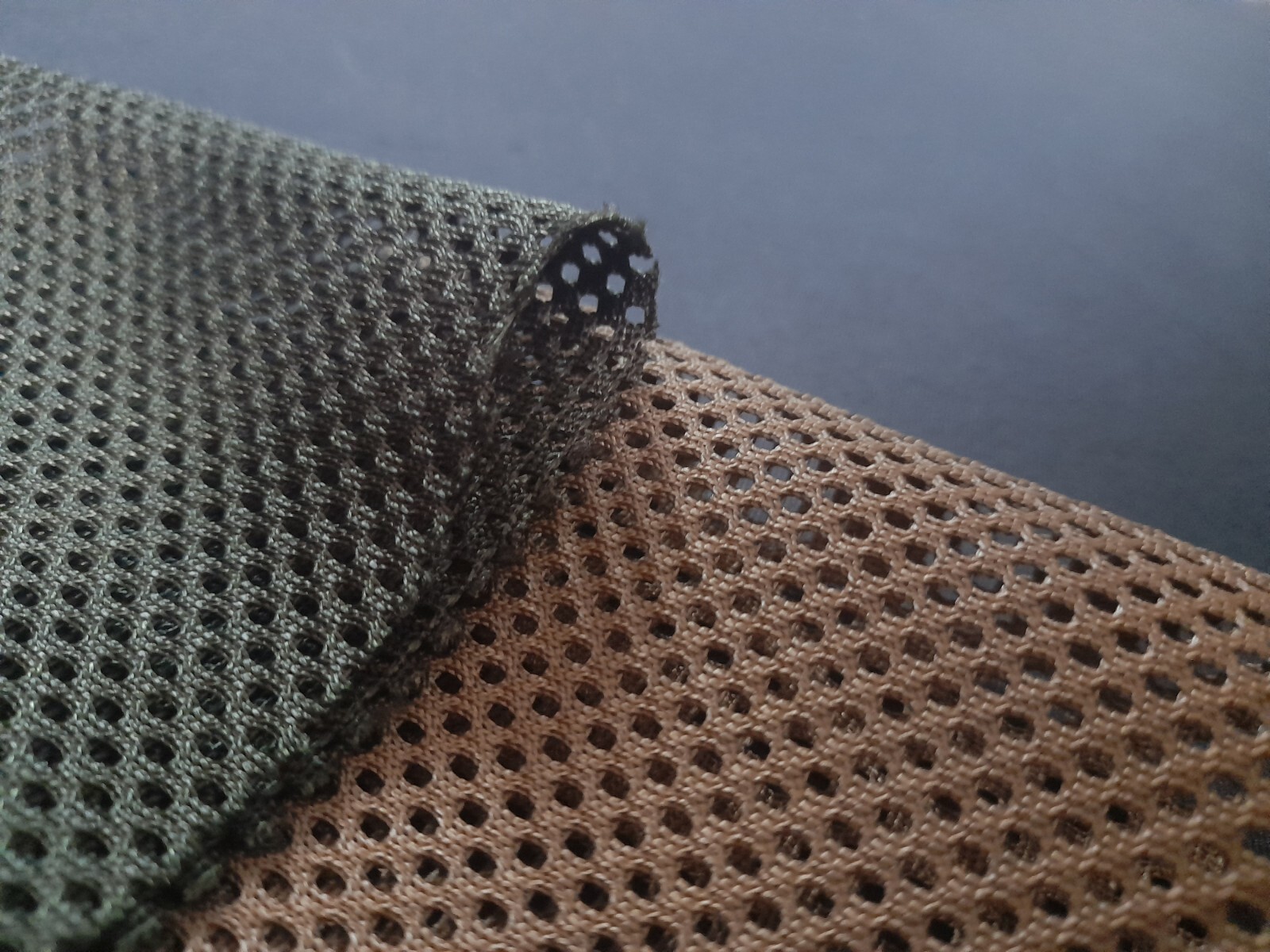 HEAVYWEIGHT & STRONG POLYESTER MESH FABRIC - 400grm/14oz* - 150cm/60 ...