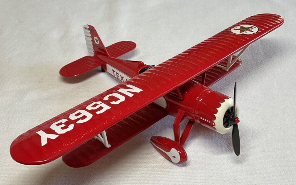 Ertl Wings of Texaco 1931 Stearman Biplane #'d 1115 Desktop Airplane ...