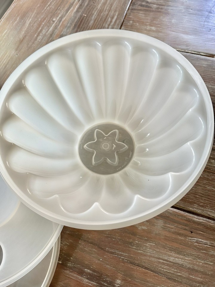 Vintage 9" Round White Tupperware Star Jel-n-serve Jell-O Mold W/ Two ...