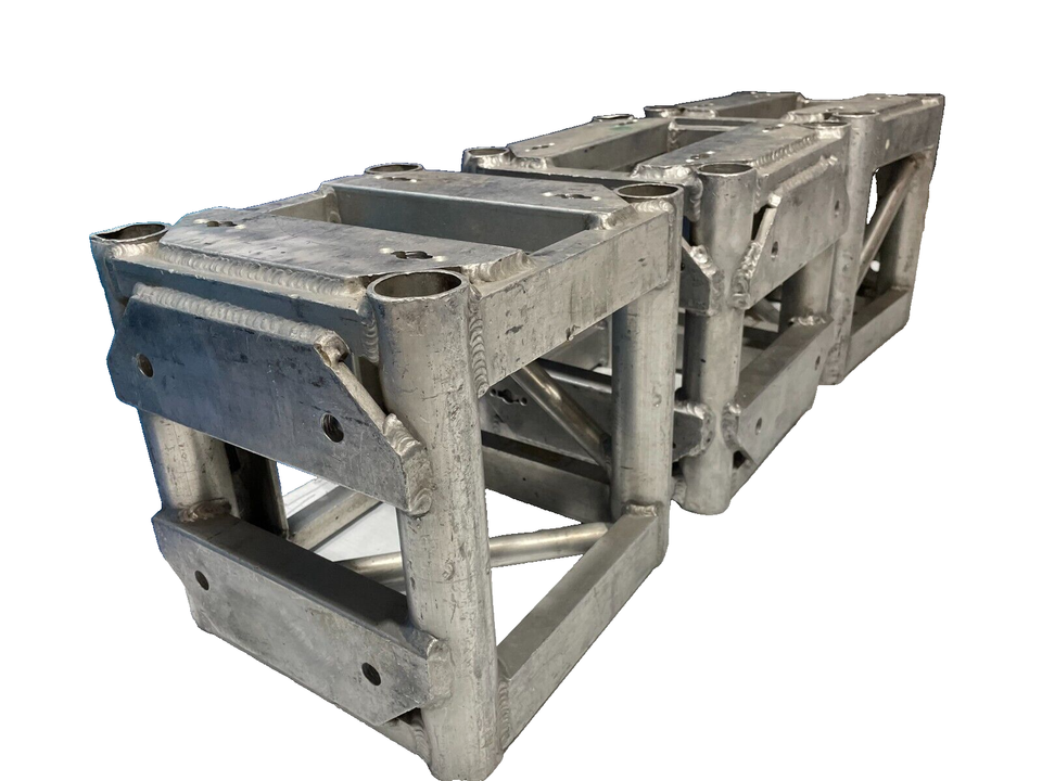 Tomcat Style 3 Way Junction Corner Block For 12 XR Bolt Truss #2365 ...