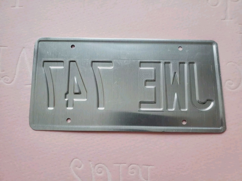 747 Alaska Standing Bear License Plate Number JWE 747 Expired | eBay