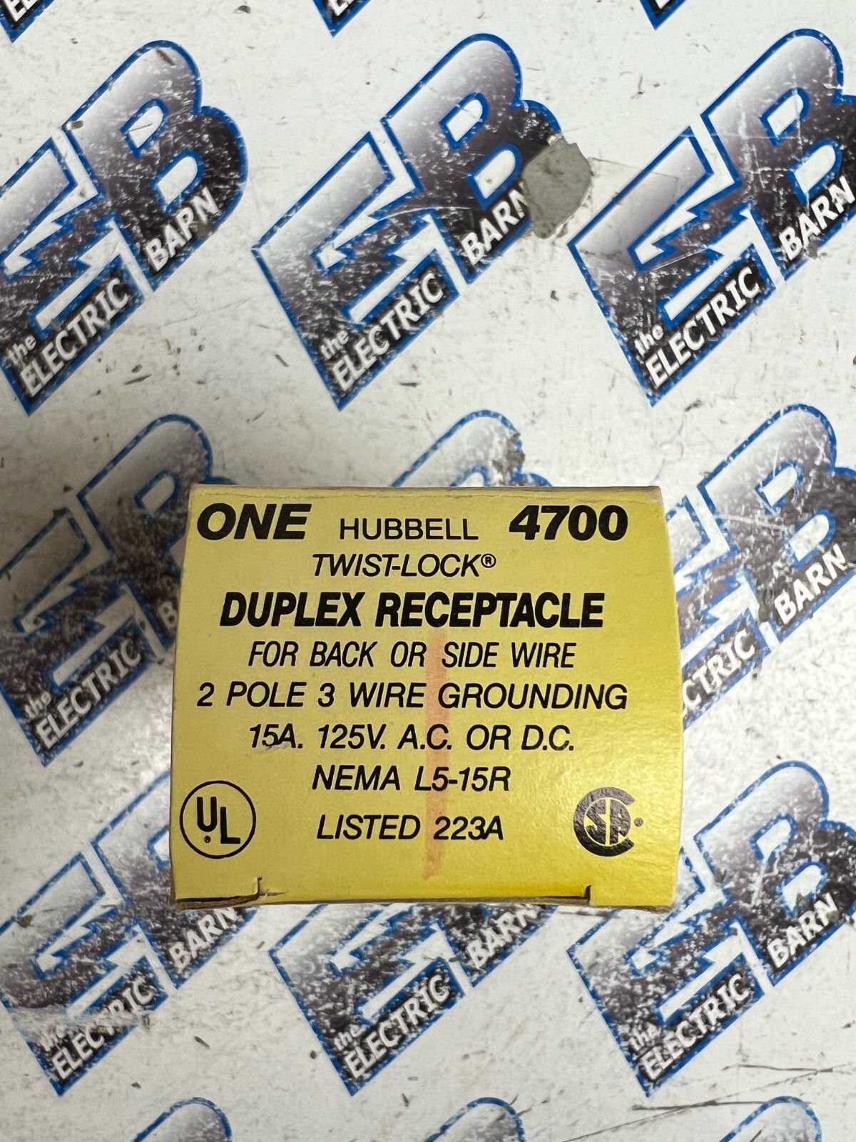 Hubbell 4700, (1) Duplex L5-15R, 15 AMP, 125V, 3W TWIST LOCK Receptacle ...