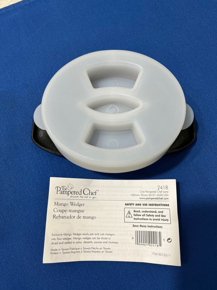 NEW! The Pampered Chef Mango Wedger 2418 Slicer Cutter Blade Cover ...