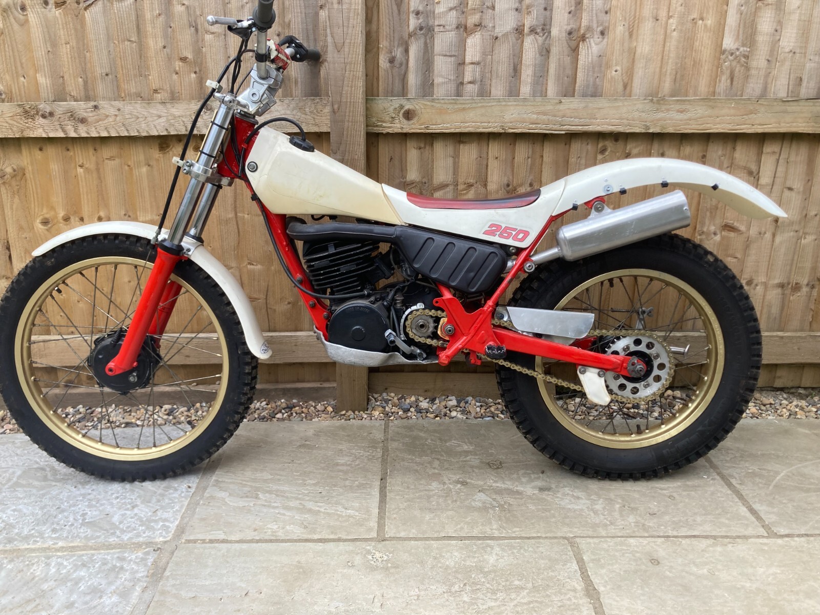 1986 Yamaha Ty 250 Mono Trials Bike Restored - Bike Years - 1980s