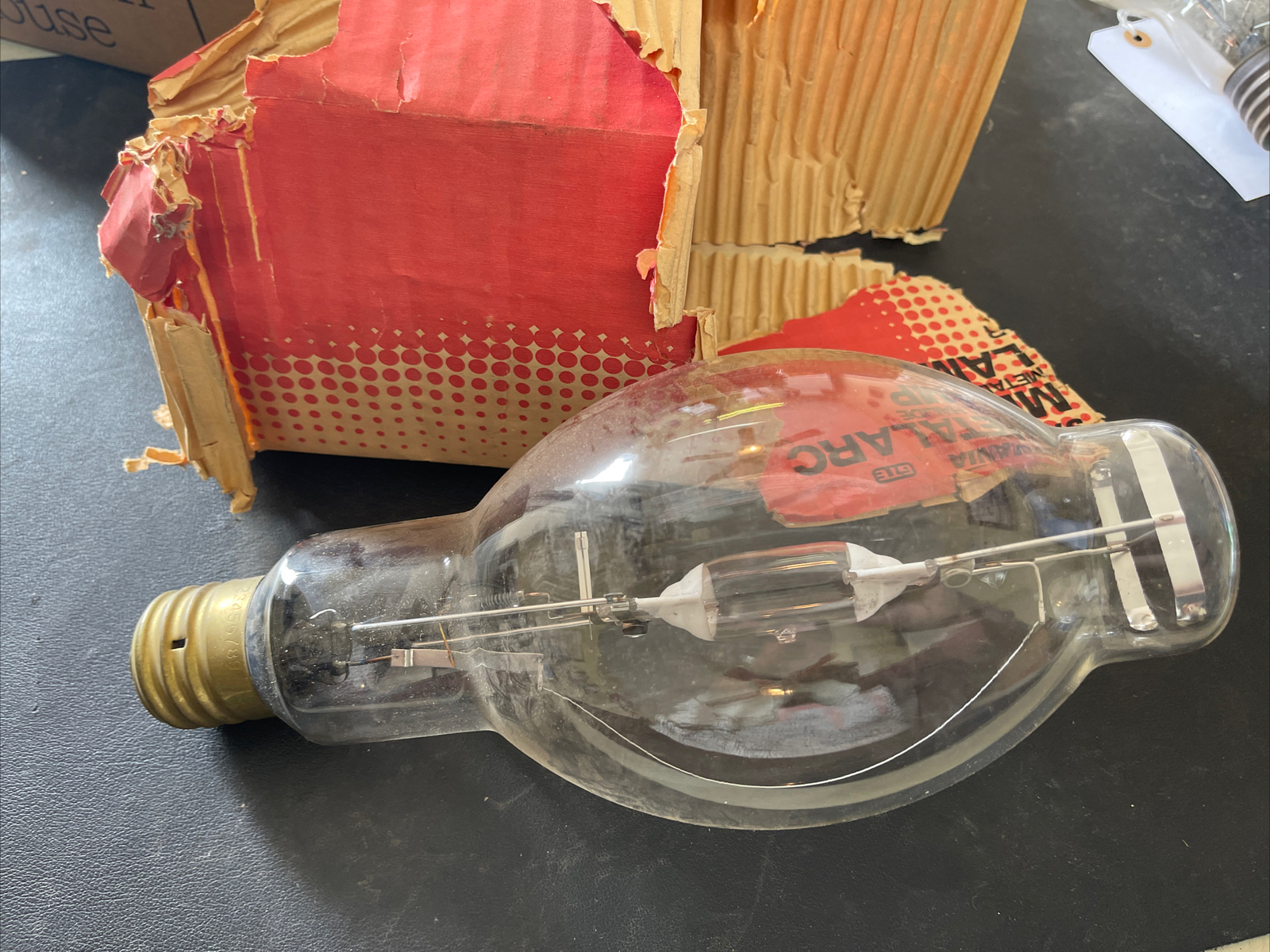 Sylvania Street Light Bulbs | Shelly Lighting