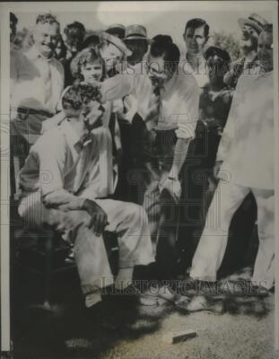 1938 Press Photo James S Ferebee Congratulated by Fred Turek at Olympia ...