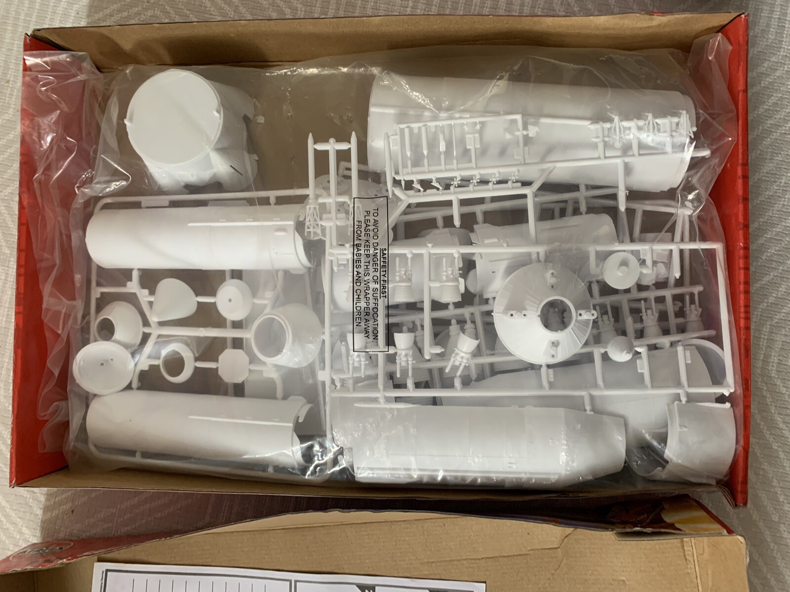 Airfix A11170 Apollo Saturn V 1:144 Scale Rocket Model Kit for sale ...