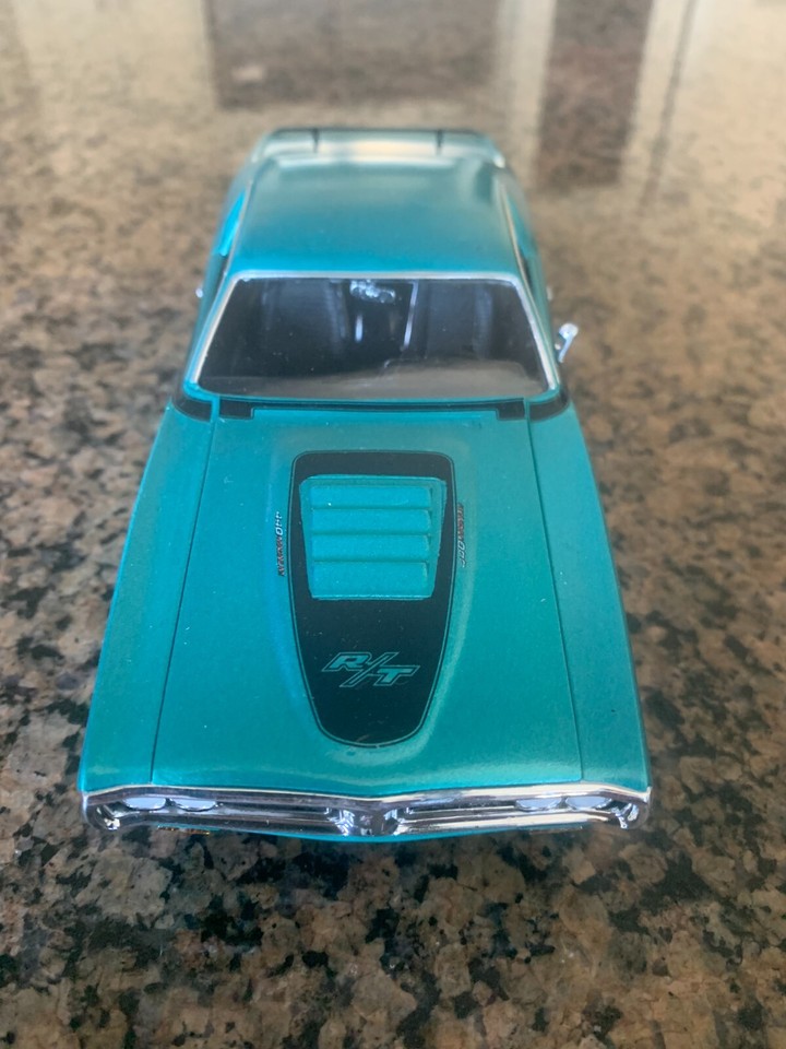 1/25 BUILT MODEL AMT 1971 DODGE CHARGER | eBay