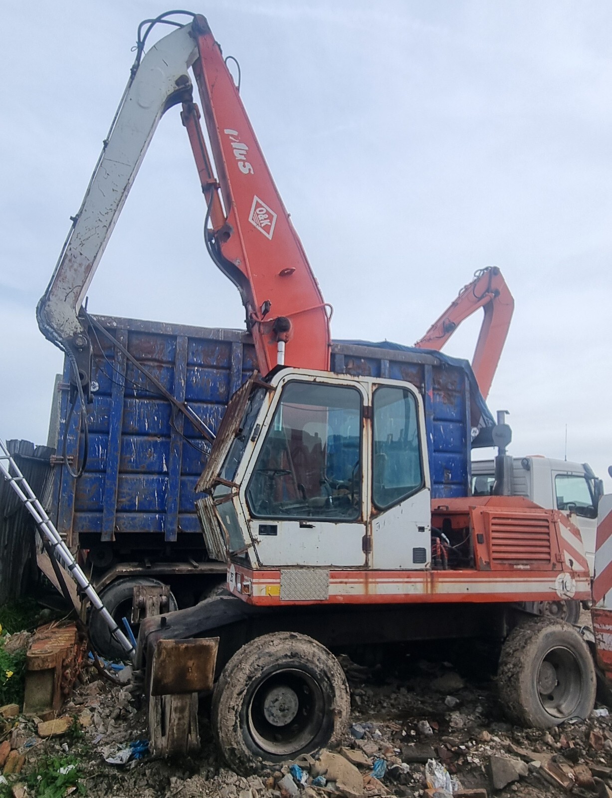 O&K MH5 Materials Scrap Handler 5000 Pounds | eBay
