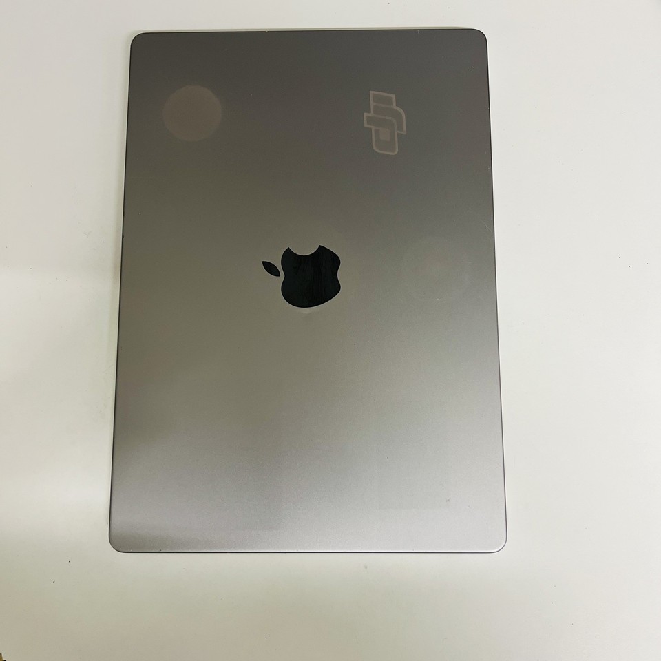 Apple MacBook Pro A2779 14" M2 PRO 16GB RAM 512GB SSD cracked+ check ...