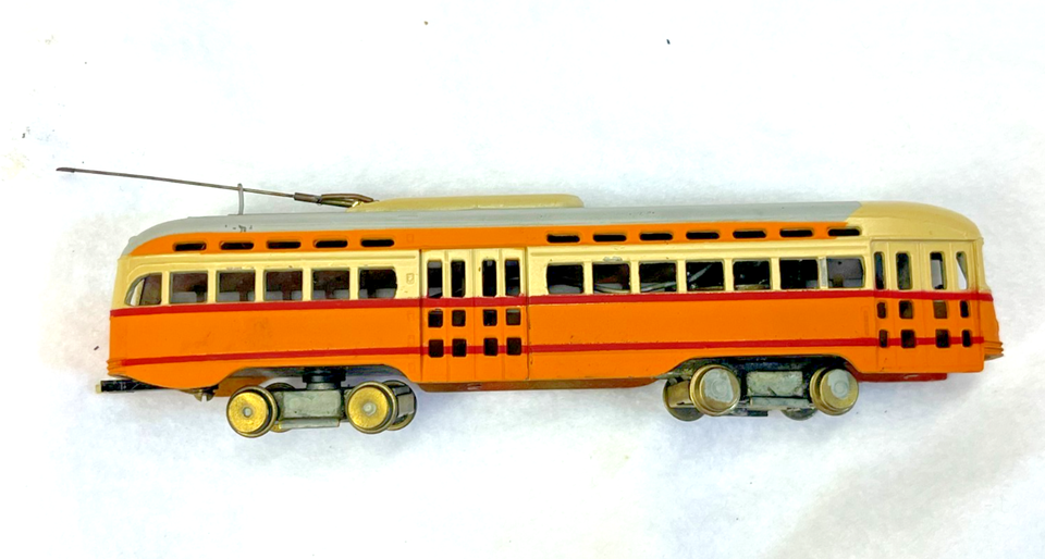 Vintage HO Scale Diecast Bowser PCC Trolley Car - (Lot #27) | eBay