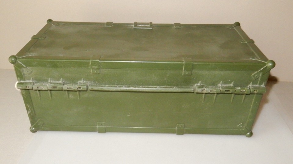 Vtg 2001 GI JOE Footlocker with Sniper Gear; Joe + Gear are Factory ...