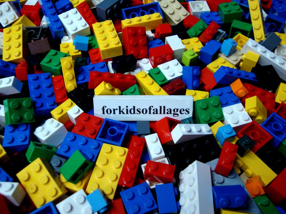 All Lego Bricks - 100 Bulk Pieces - ONLY BRICKS BLOCKS 1x2 2x2 2x4 2x3 ...