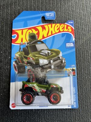 Hot Wheels Ride-Ons Green Bogzilla Special Feature Brick Figure ...