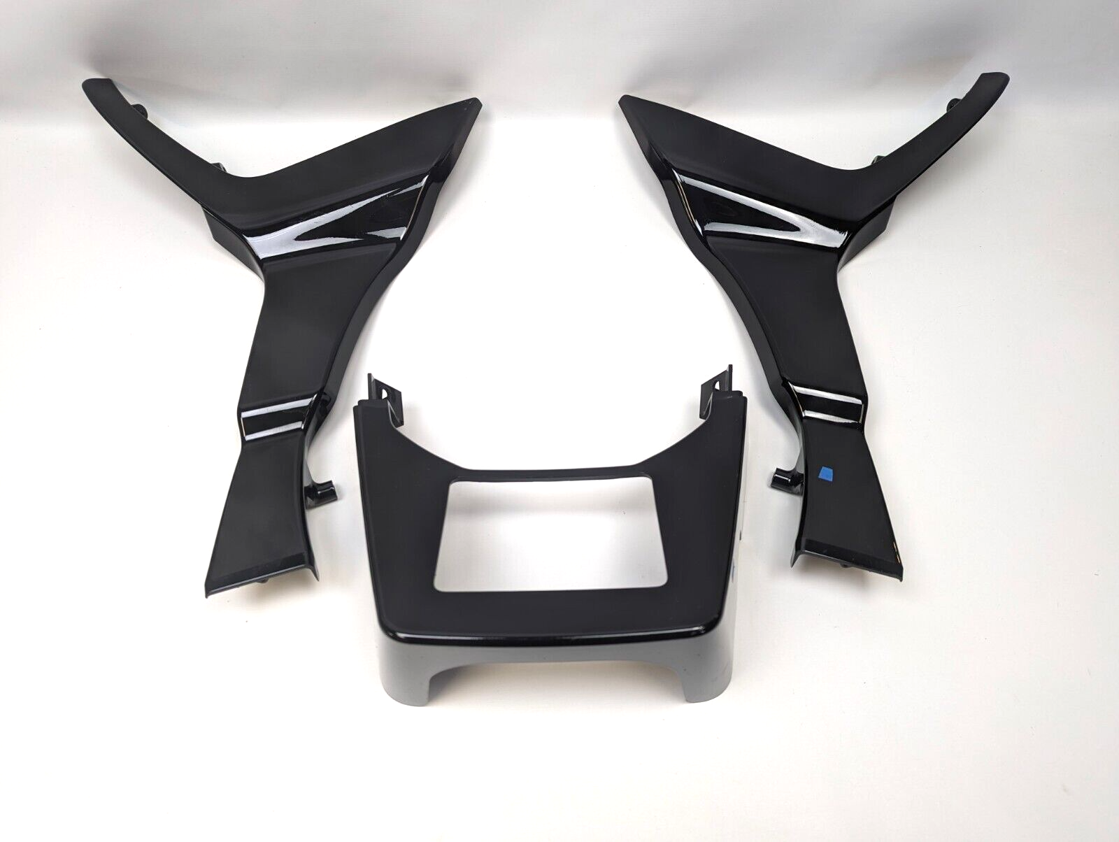 17-2023 Harley-Davidson OEM Road Glide CVO Frame Side Fairings Oil ...