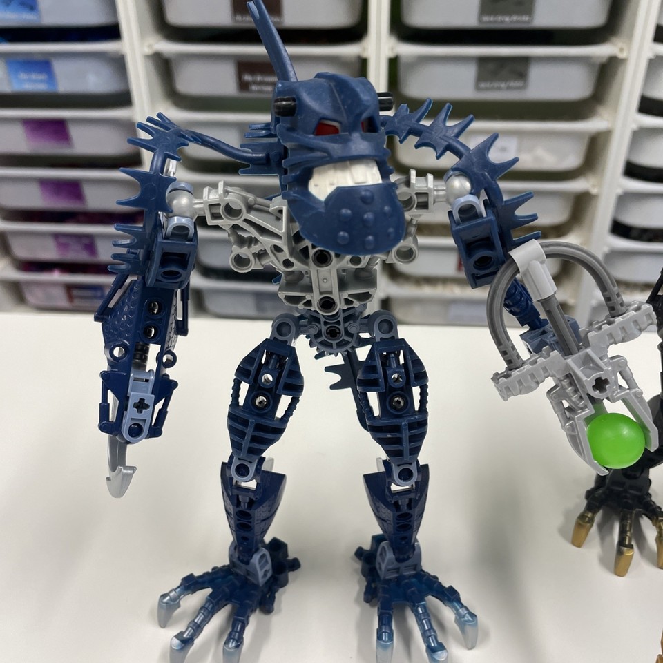2006 LEGO Bionicle PIRAKA Vezok Reidak Avak Light-Up Eyes and Zamor ...