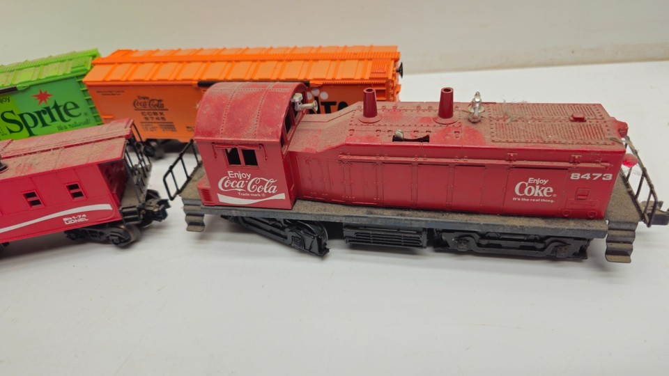 Lionel Coca-Cola Train Set 8473 Engine Fanta Sprite Cars 9073 Caboose ...