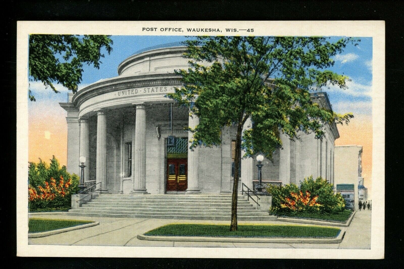 Post Office postcard Wisconsin WI Waukesha columns globe lamps gardens ...