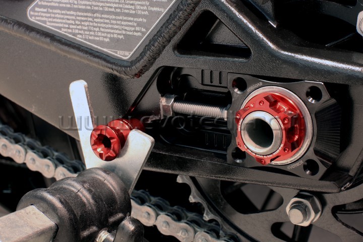 EVOTECH DADO RUOTA POSTERIORE YAMAHA R6 1999-2014 REAR AXLE NUT ROSSO ...