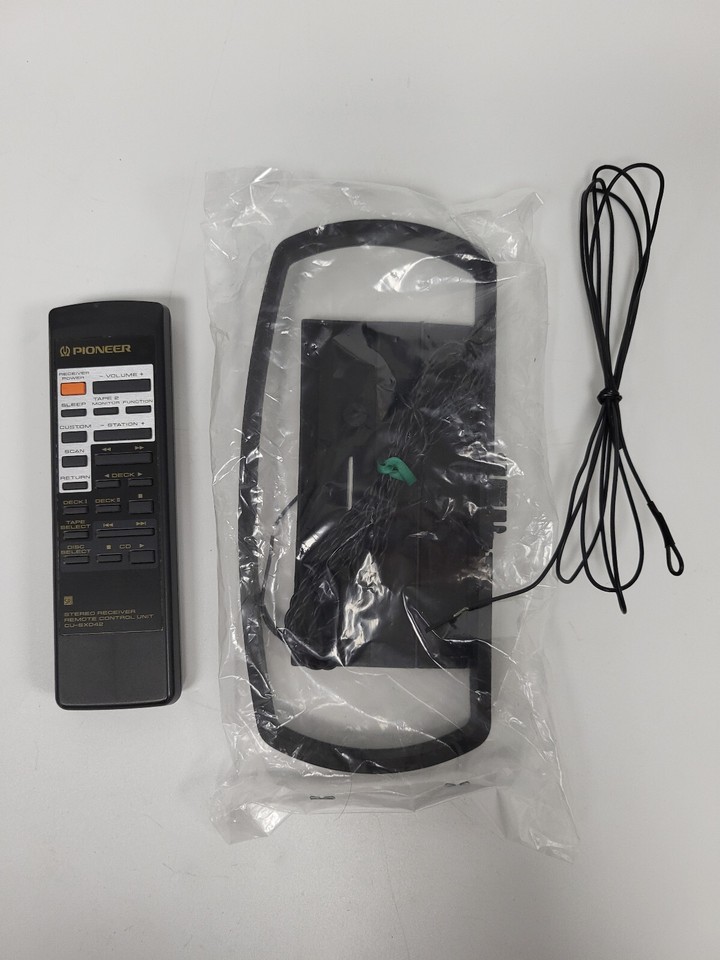 Vintage 1990s Pioneer SX-251R Stereo AM/FM Receiver w/Remote, Box ...