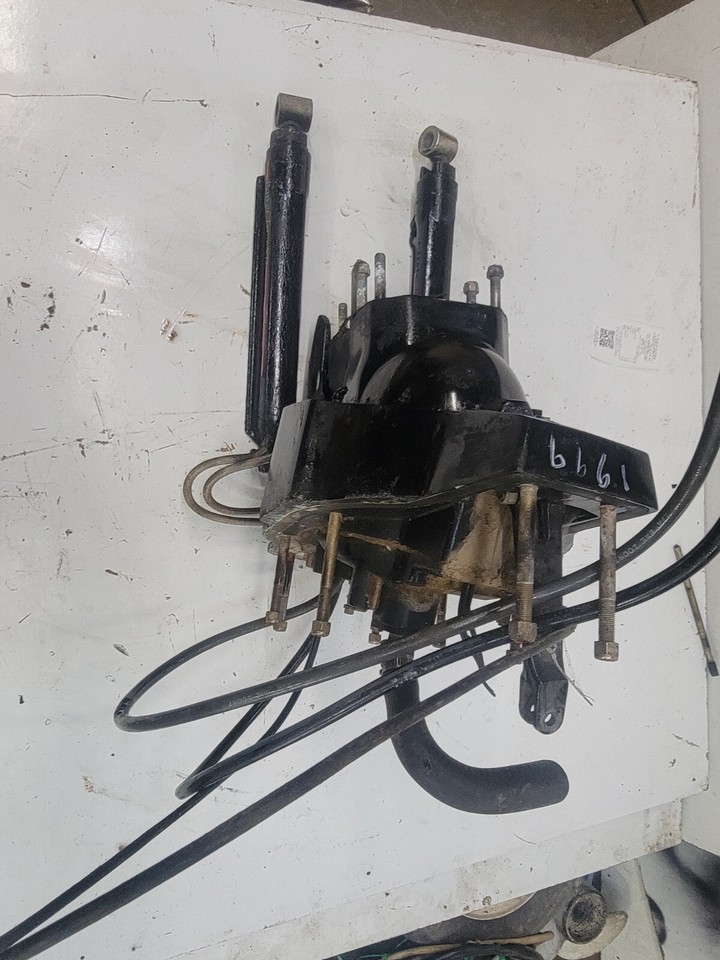 Mercruiser Alpha One Gen Two Gimbal Transom Assembly and Rams 1999 | eBay