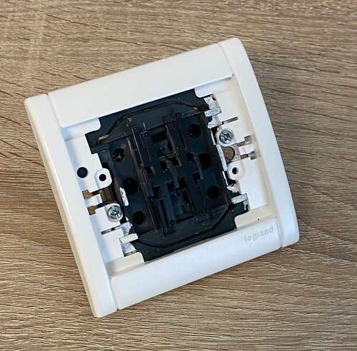 LEGRAND Sagane - Interrupteur Volet Roulant - 840 26 - 84026 | eBay