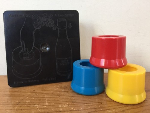 Set Futti Vtg Soda Bottle Saver Sealing Plastic Push Caps Red Blue ...