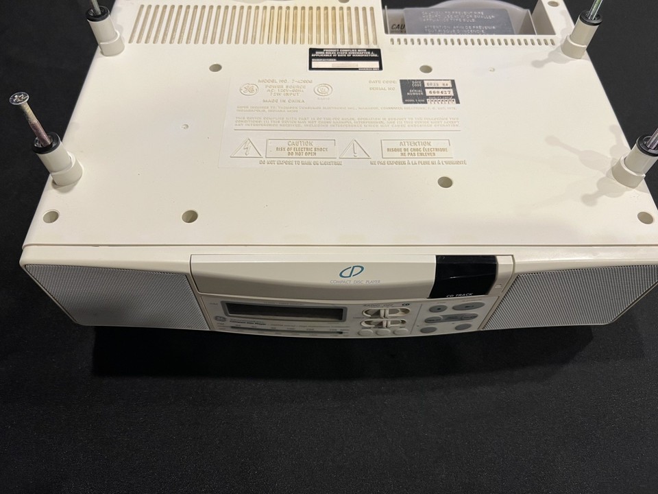 GE Spacemaker Undercabinet AM/FM Radio CD Player Light – Model 7-4290G ...