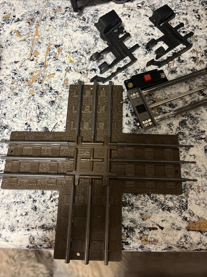 Huge VTG Lot Tyco Bachmann Lionel Train Tracks Transformers Misc ...