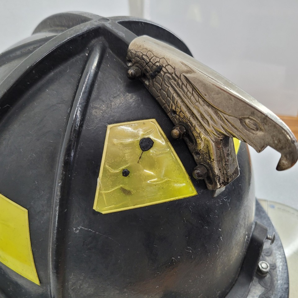 Honeywell Morning Pride Fire Helmet ~ Ben ~ HDOBL00HB ~ Mfg. Date 02/03 ...