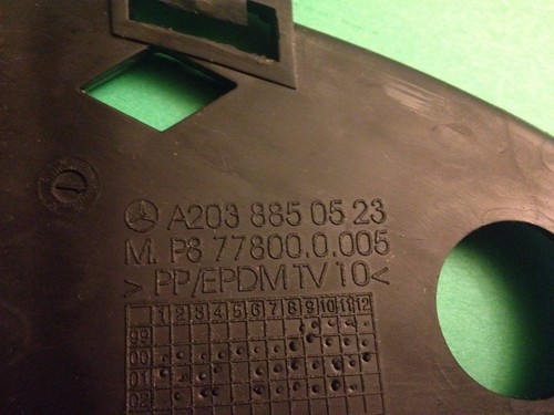 2001-04 MERCEDES C CLASS LEFT FOG LIGHT BUMPER TRIM 2038850523 OEM | eBay