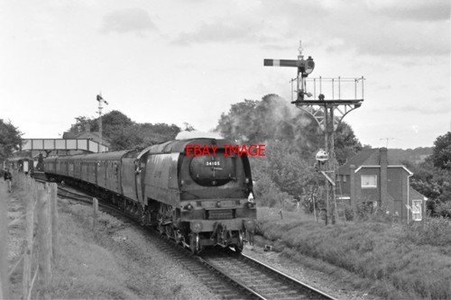 PHOTO SR WEST COUNTRY LOCO NO 34105 AT ROPLEY 1995 | eBay