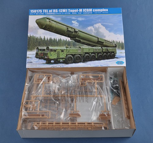 Hobby Boss 82952 1/72 Scale 15U175 TEL of RS-12M1 Topol-M ICBM Complex ...