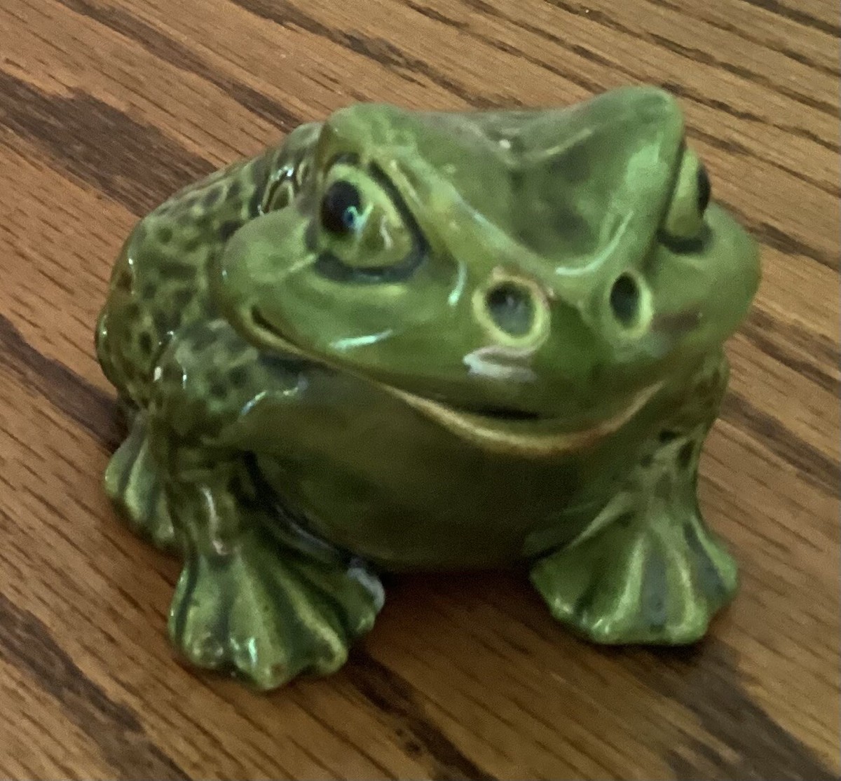 Porcelain Green Frog Ceramic Green Frog Garden Stool – Devonshire