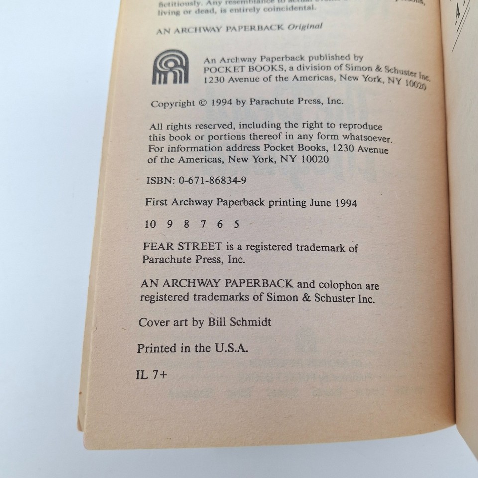 RL Stine Horror Fear Street Twisted 1990s Lot of 4 Paperback Books ...